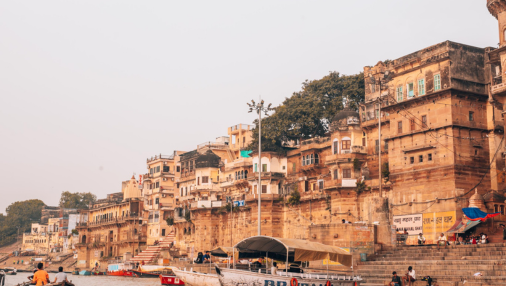 Kashi Vishwanath Temple: Location, History & Complete Travel Guide