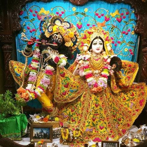 Divine Experience of Kumbh Mela Aarti: A Journey of Faith and Spirituality